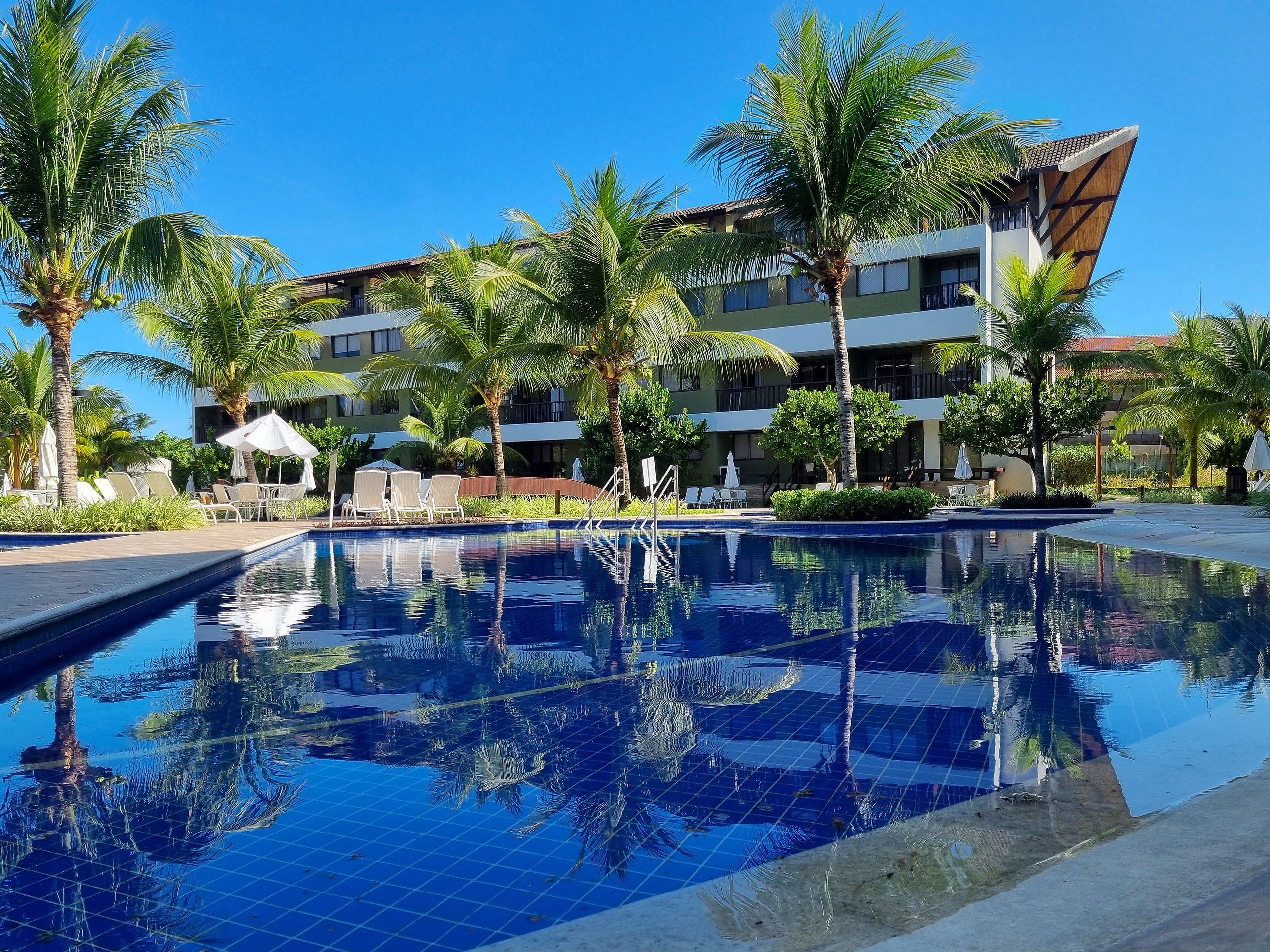 15 piscinas exteriores 