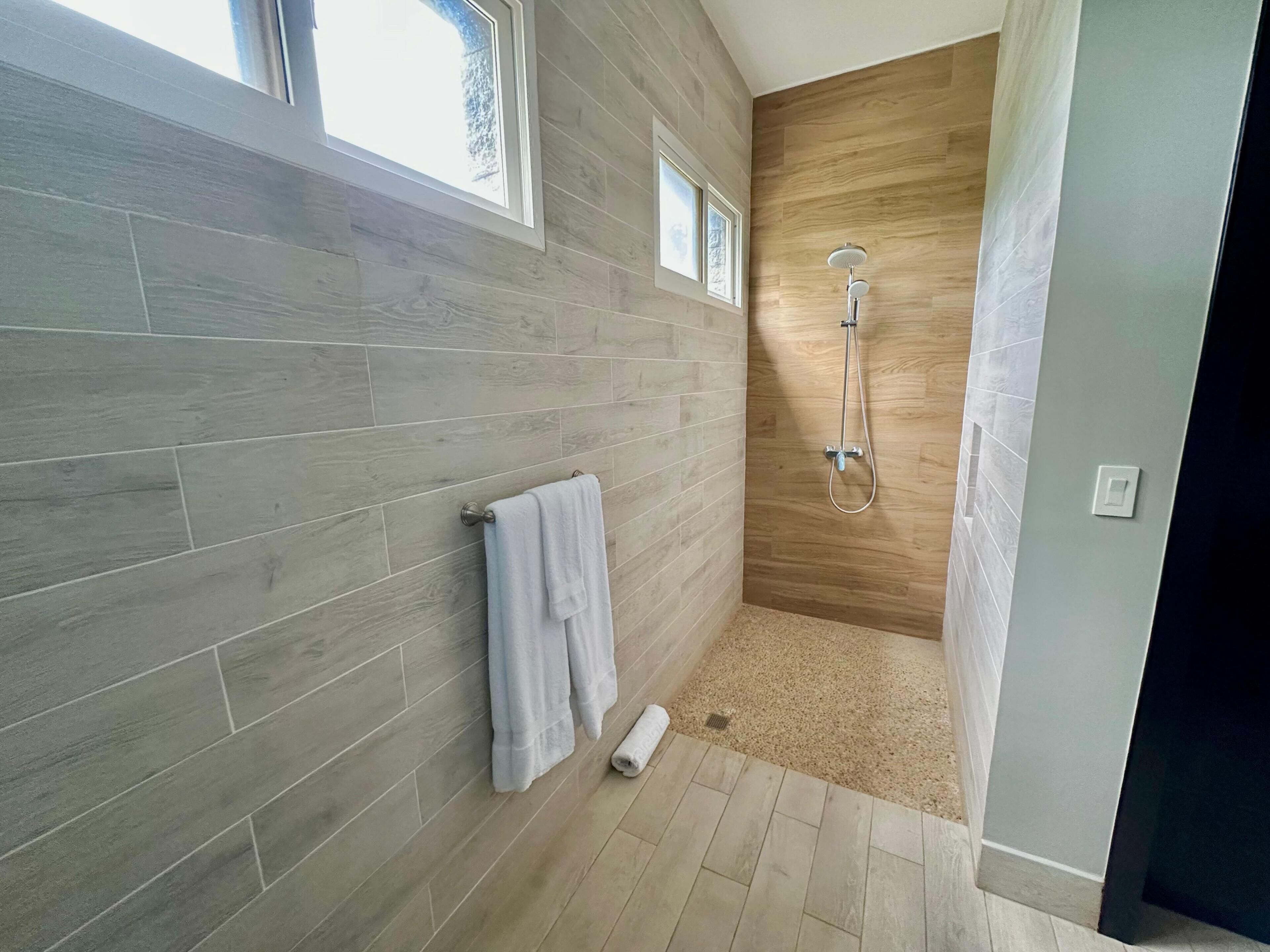 Quarto Quádruplo Familiar, vista para o mar | Casa de banho