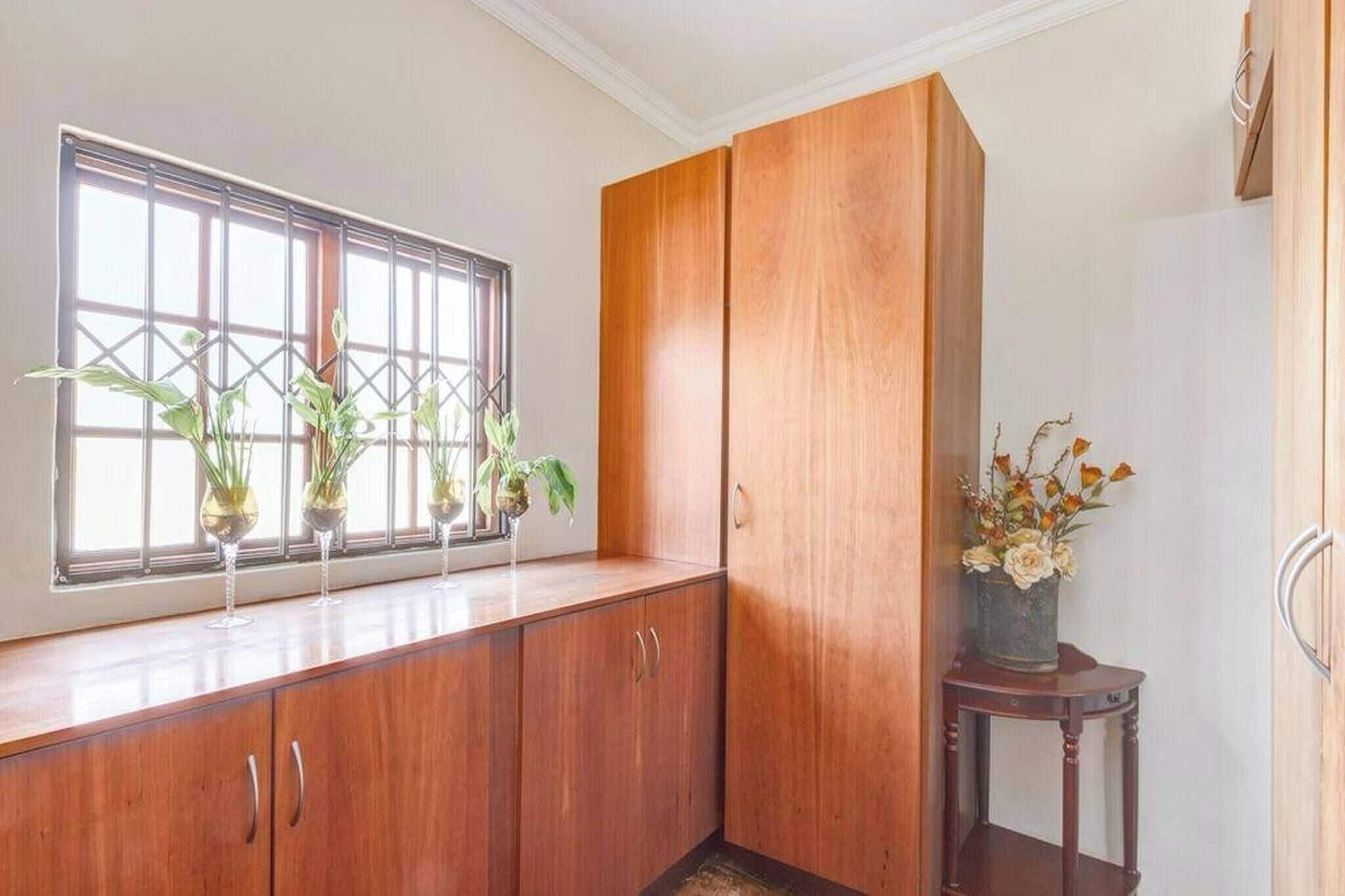Casa, 4 quartos, pátio | Interior