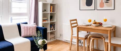 Apartamento Cidade, 2 quartos, não fumadores | Refeições no quarto