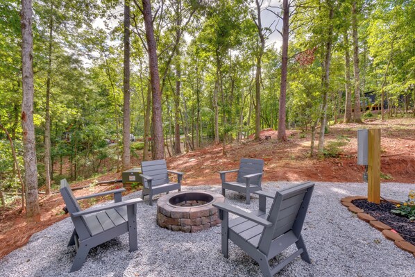 Whitetail Lodge - Tiny Home With Deck & View!! - Latest Reviews, Deals ...
