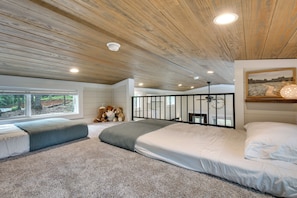 Whitetail Lodge - Tiny Home With Deck & View!! - Latest Reviews, Deals ...