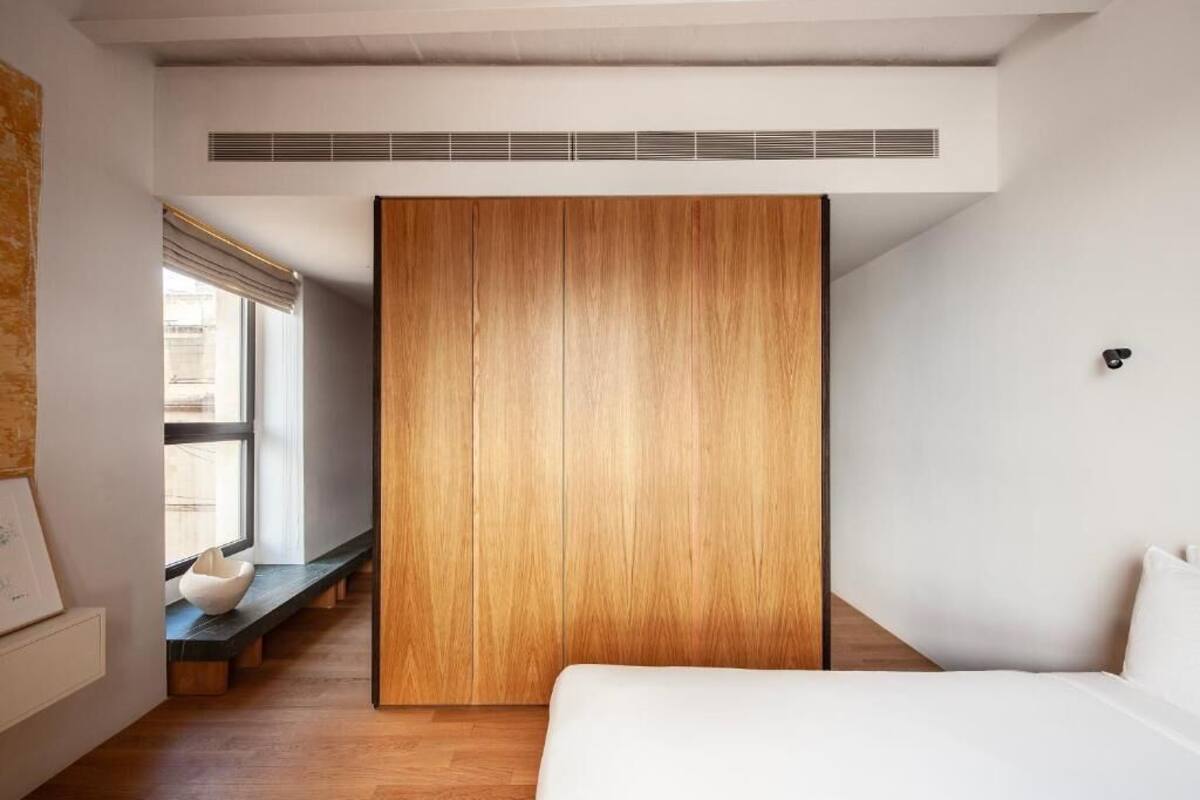 Cofre no quarto, cortinas/cortinados opacos, quartos insonorizados 