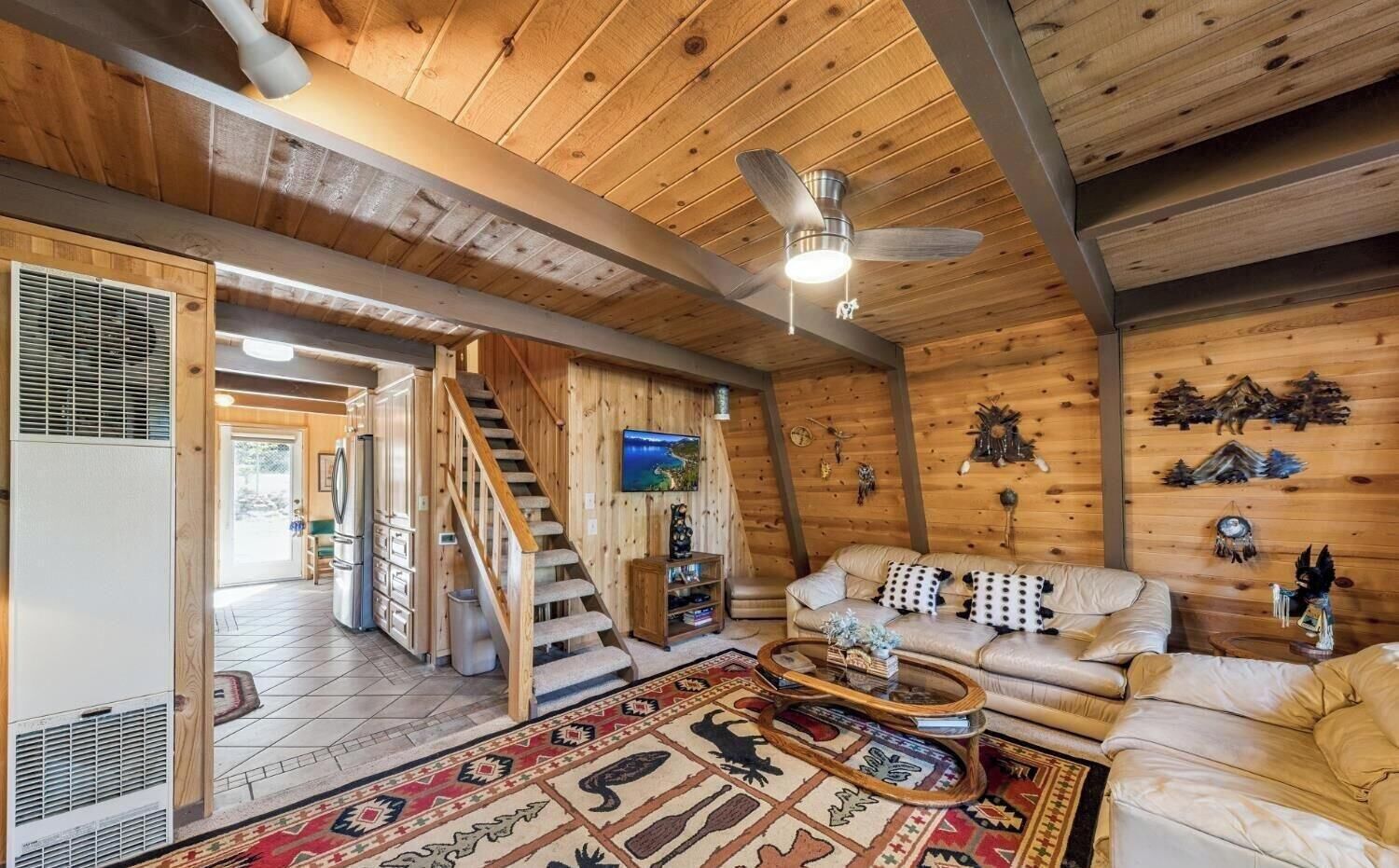 Classic A-frame Cabin Near Heavenly Resort | Cozy South Lake Tahoe Vacation Real - South Lake Tahoe, CA