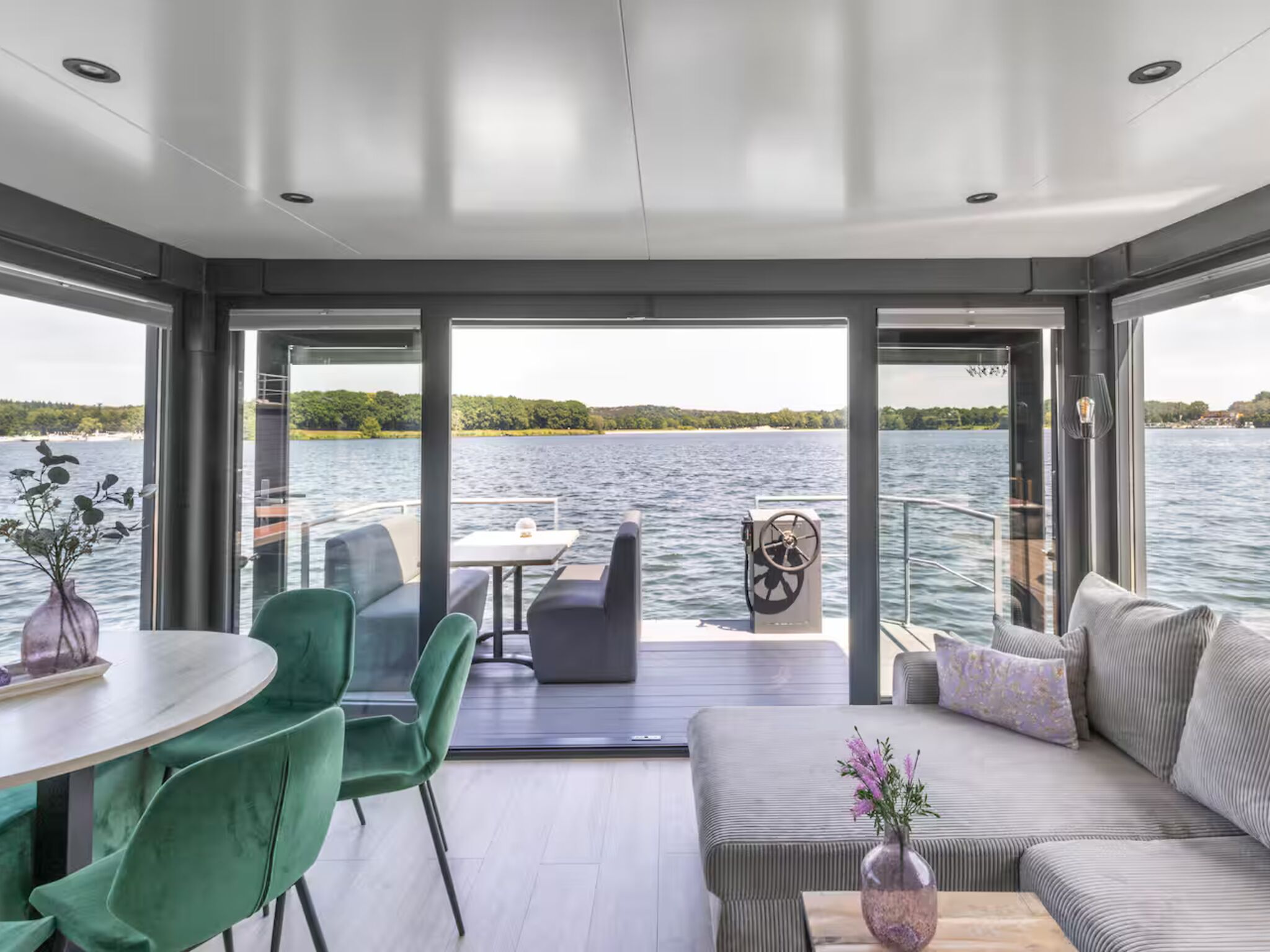 Unique Houseboat With A Two-person Hot Tub - Nijmegen