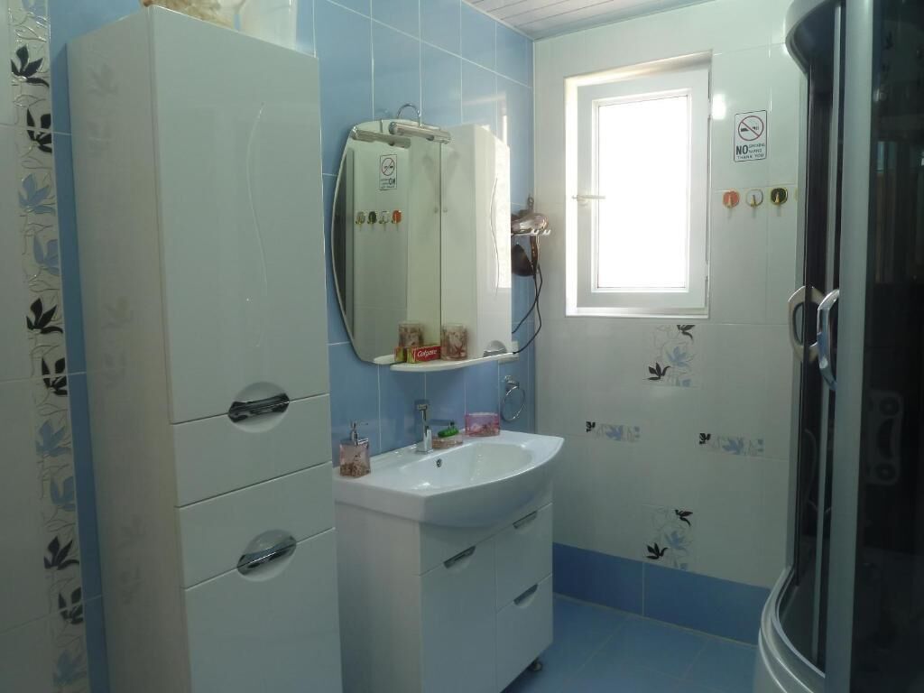 Quarto casal luxo | Banheiro | Produtos de toalete grátis, secador de cabelo, chinelos 
