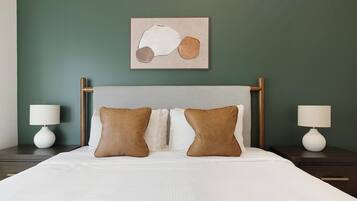 Apartamento (3 Bedrooms) | 3 quartos, ferros/tábuas de passar roupa, individualmente decorados
