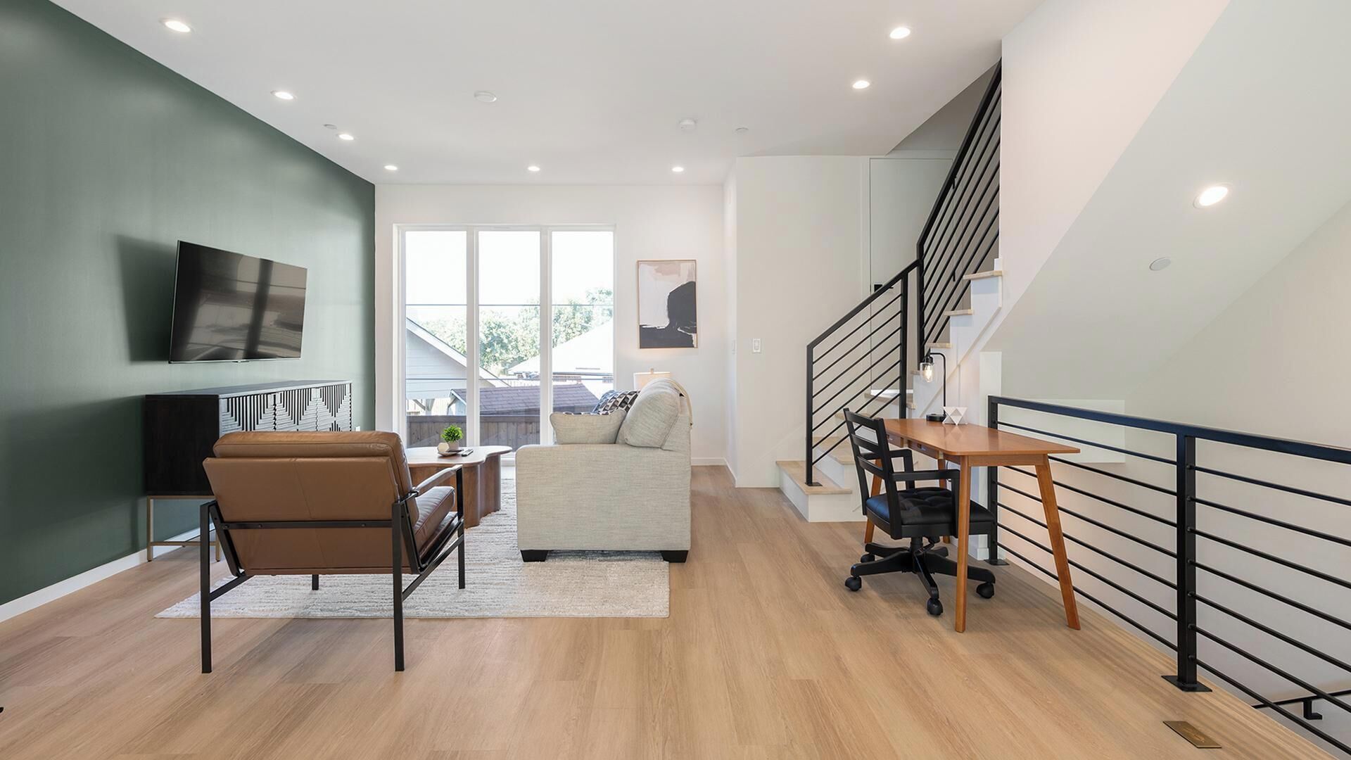 Apartamento (3 Bedrooms) | Área de estar | TV 50 polegadas com canais digitais