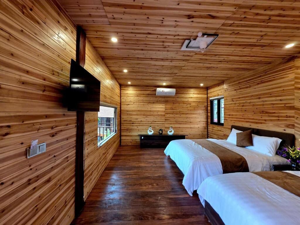 Chalé família, sacada, vista para o resort | Cofres nos quartos, cortinas blackout, quartos à prova de som