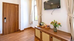 Quarto Familiar, Vista para a cidade | Interior
