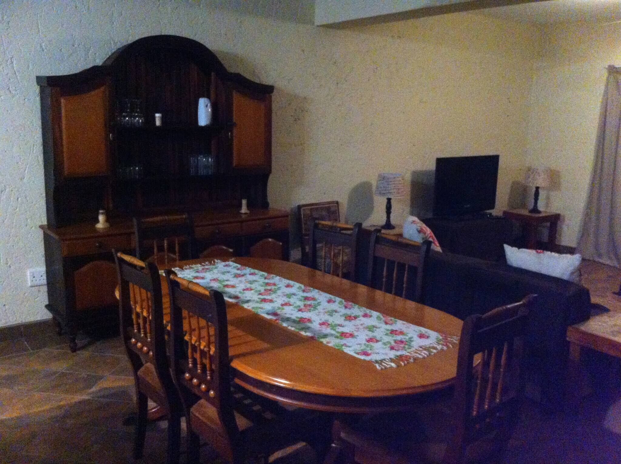Condo, 3 quartos, acessível | Sala de jantar