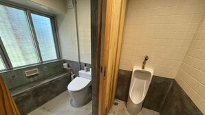 Quarto, vista para a montanha | Casa de banho