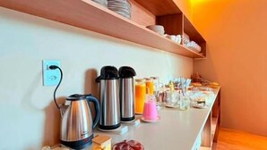 Buffet de pequeno-almoço