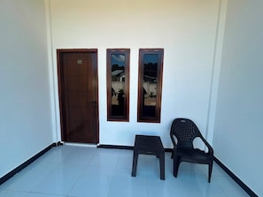 Quarto Duplo, varanda, vista para o pátio | Interior