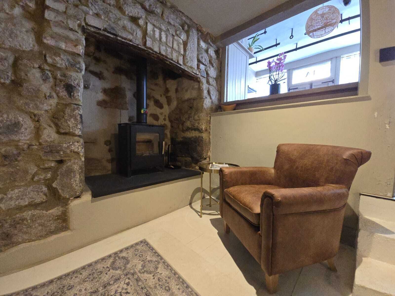 Hook House: 17th Century Dartmoor Retreat - Chagford
