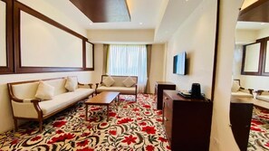Suite Presidencial, vista para o jardim | Sala de estar