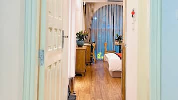 Quarto casal luxo, vista para a cidade | Parte interna