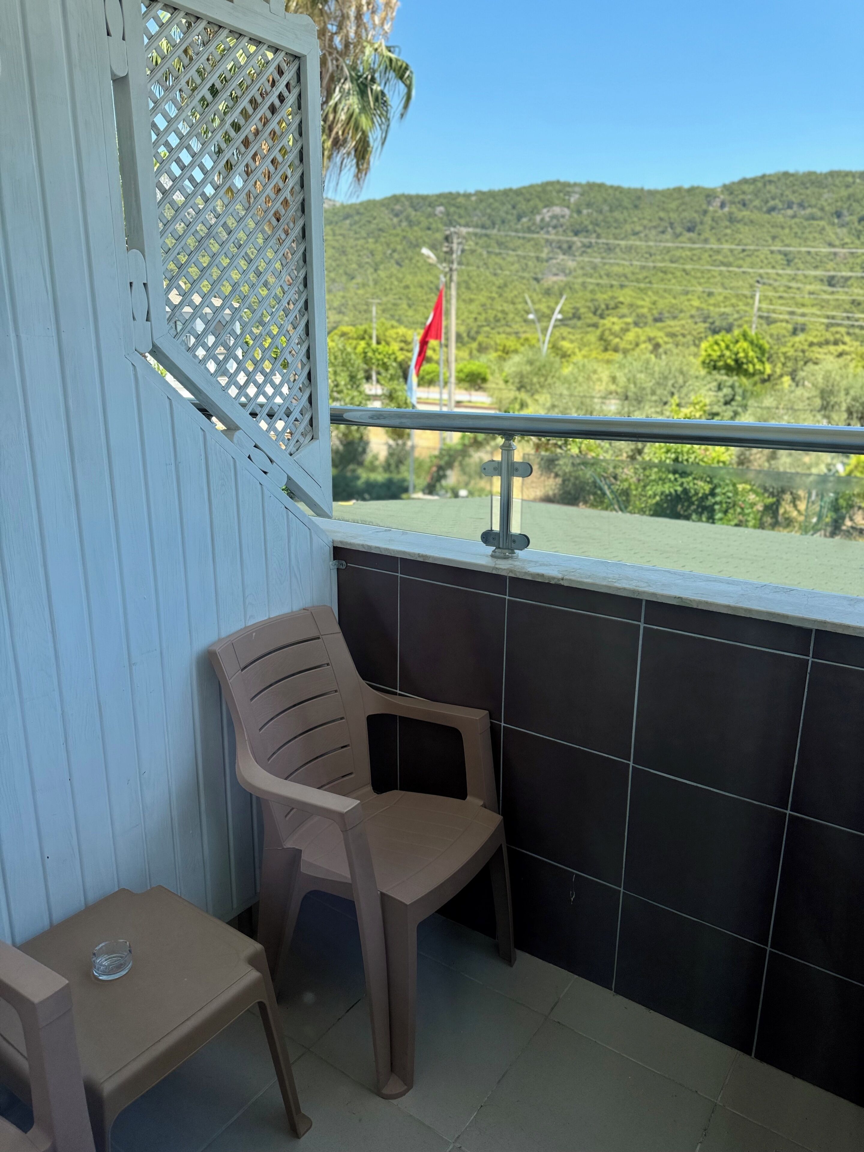 Suite-Estúdio Familiar, varanda, vista para o mar | Terrenos do alojamento