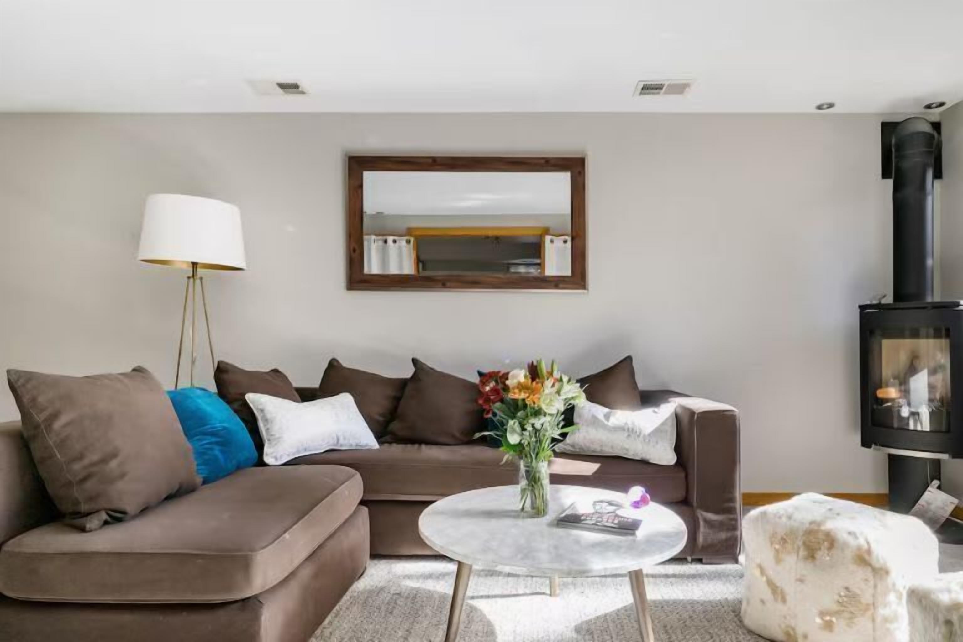 Serene + Spacious Boulder Oasis | Sleeps 10 | 30+ - Boulder, CO