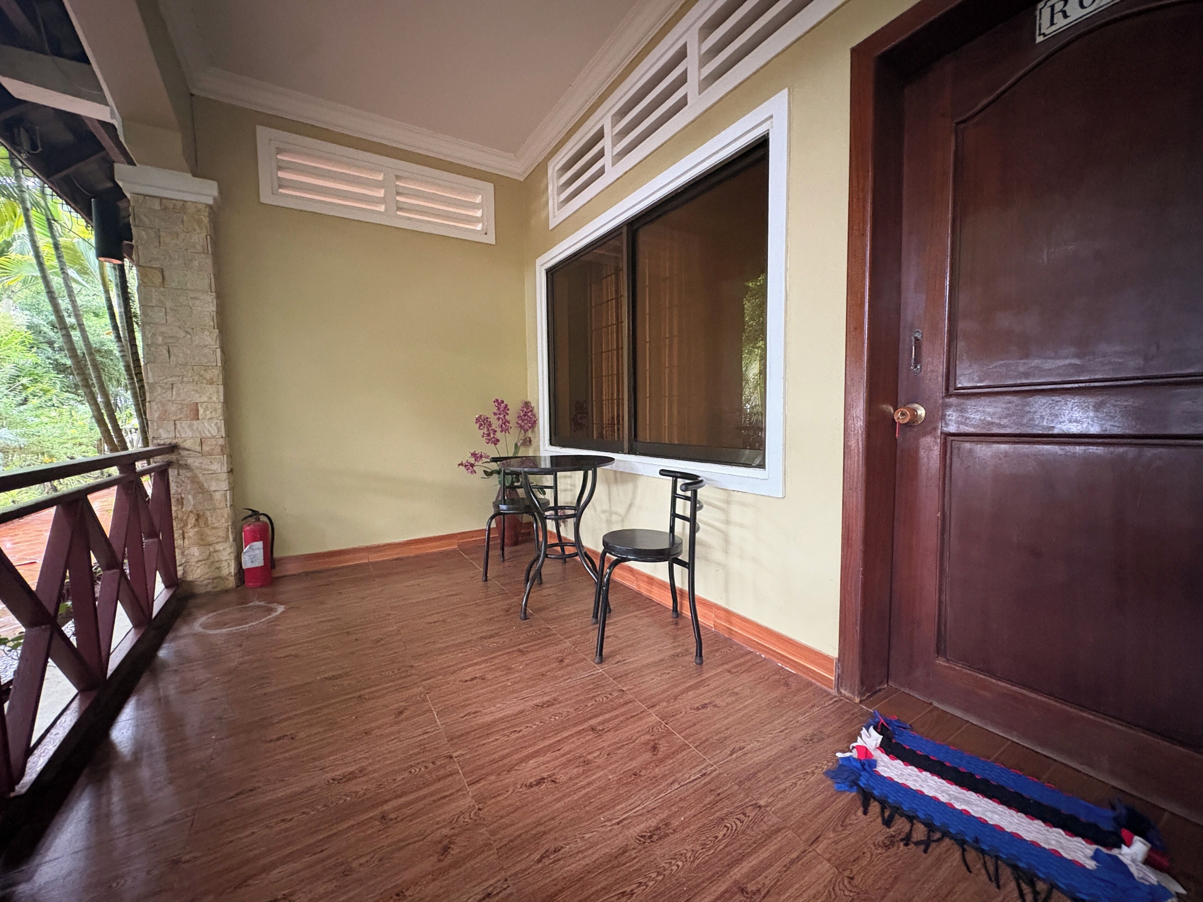 Quarto Duplo Básico, vista para o oceano | Refeições ao ar livre