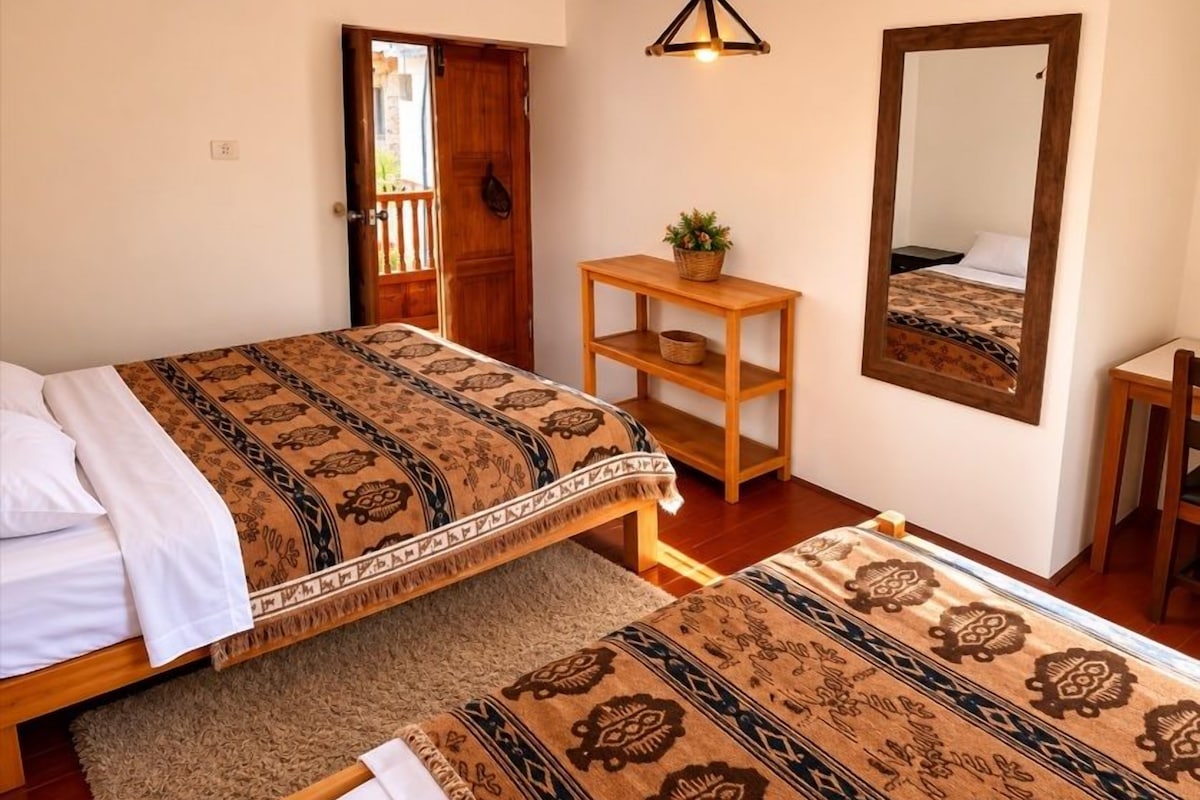 Quarto Twin | Edredões de penas, Wi-fi grátis 