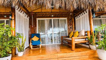 Seaview Villa | Escrivaninha, camas extras/dobráveis (sobretaxa), Wi-Fi de cortesia