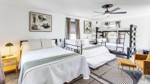 Casa (2 Bedrooms) | Interior