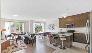 Bungalow, 3 quartos, varanda | Interior