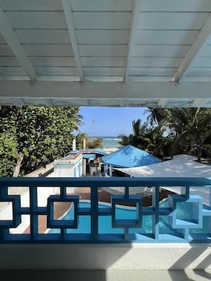 Quarto Duplo Deluxe, varanda, vista para o mar | Terrenos do alojamento