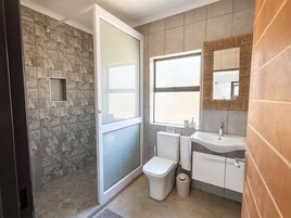 Villa de Luxo, vista para o jardim | Casa de banho