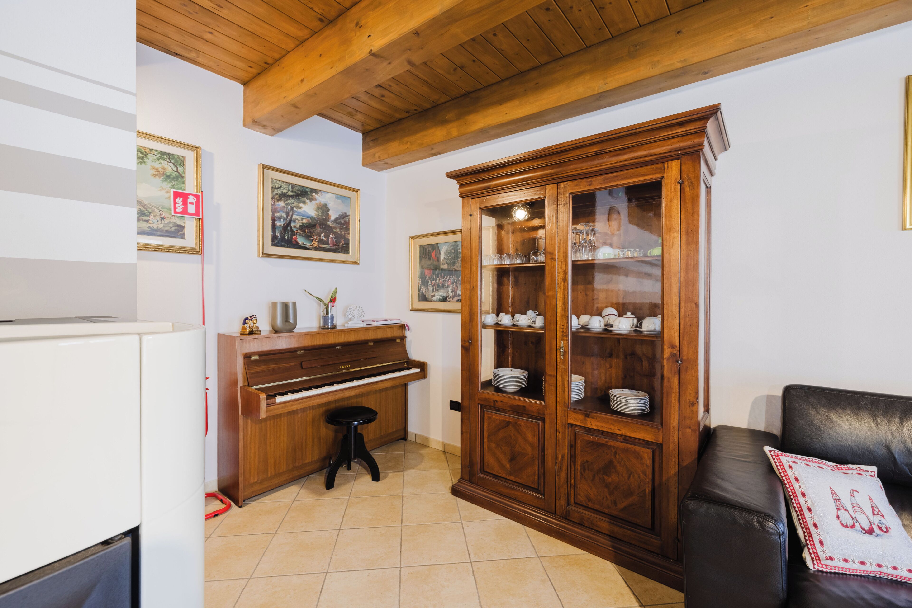 An Entire House Made Of Stone And Wood, Surrounded By Greenery - Cavour