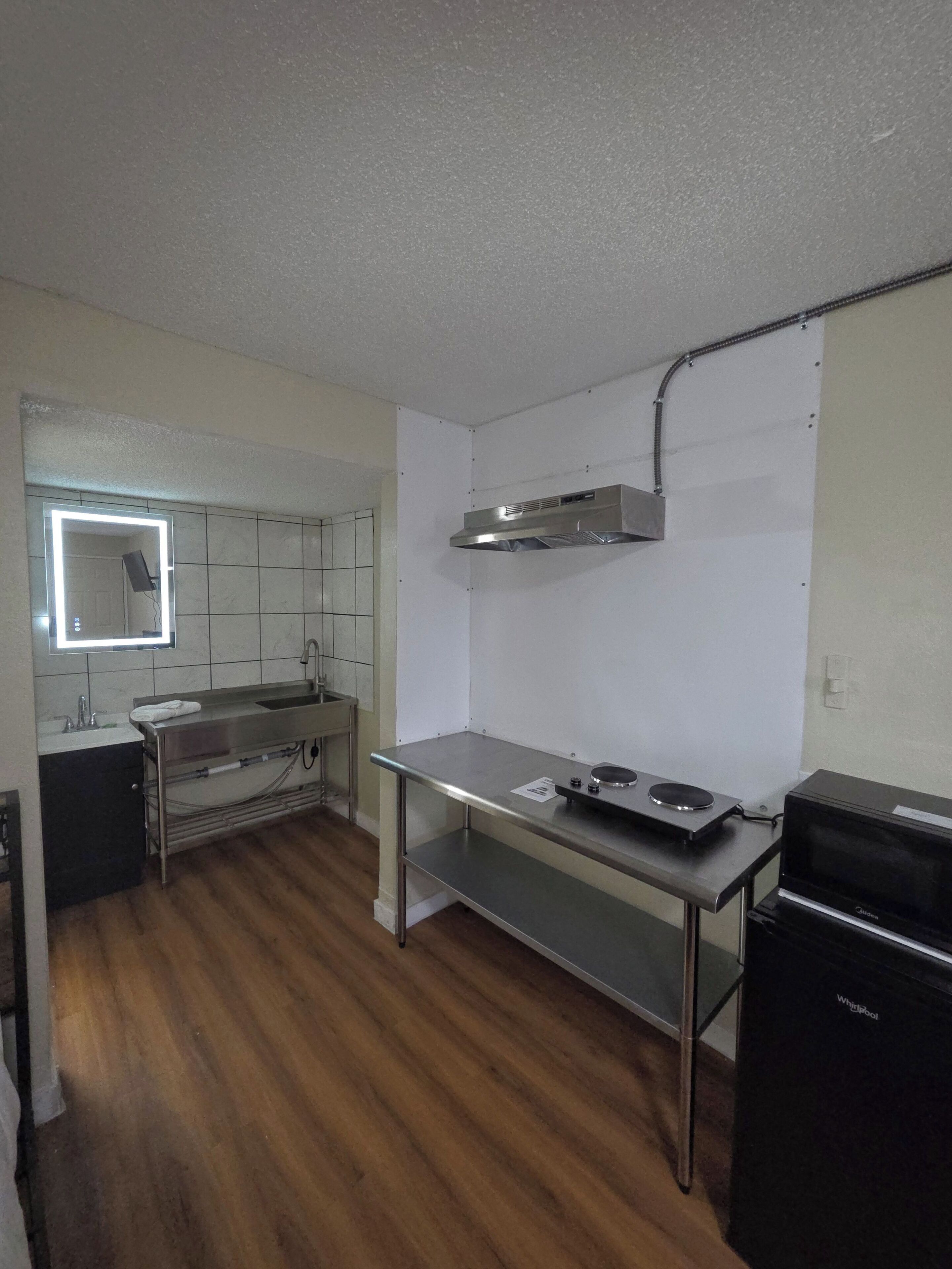 Quarto Duplo Comfort, Vista para a cidade | Cozinha privada | Minifrigorífico, um micro-ondas, uma placa de cozinha 