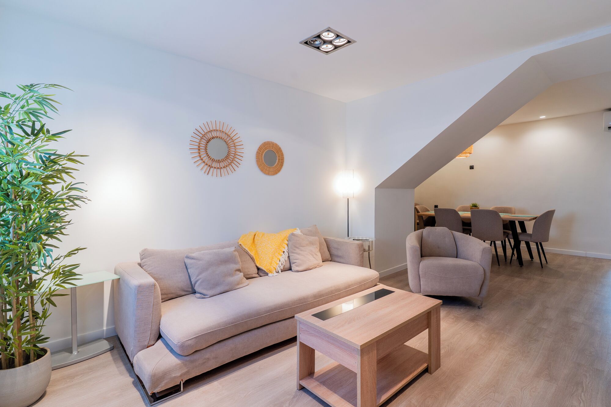 Elcano Living: 4 Bedrooms, 3 Bathroomsideal For Families And Groups - Castellón de la Plana