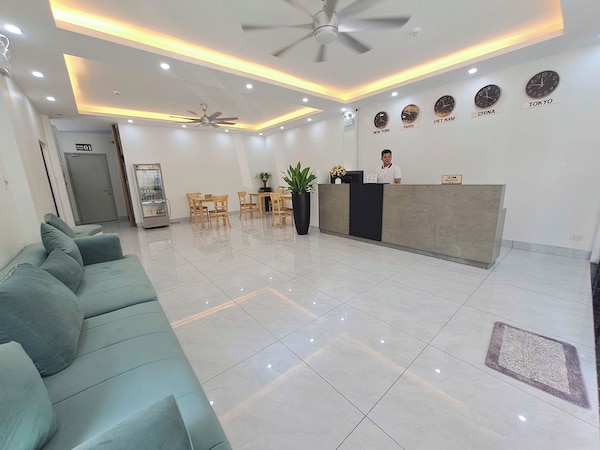 Noi Bai Transit Hotel - Phúc Yên