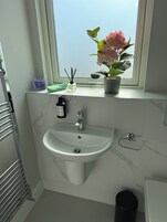 Apartamento Familiar, varanda, vista para o mar | Casa de banho