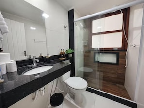 Loft, vista para a cidade | Banheiro