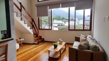 Loft, Vista para a cidade | Sala de estar