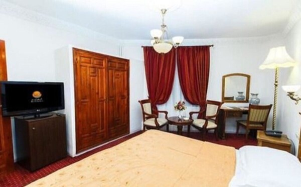 Hotel Kerdada - Algeria