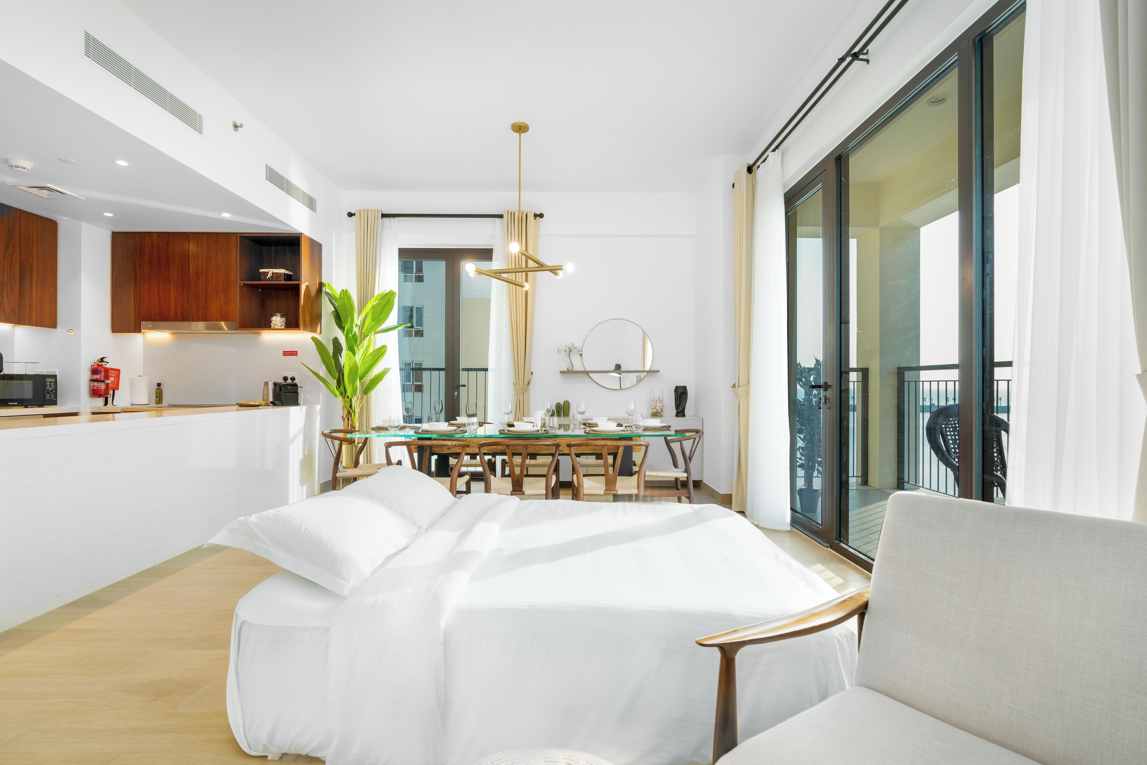 Duplex, sacada, vista para o mar | Cofres nos quartos, cortinas blackout, ferros/tábuas de passar roupa