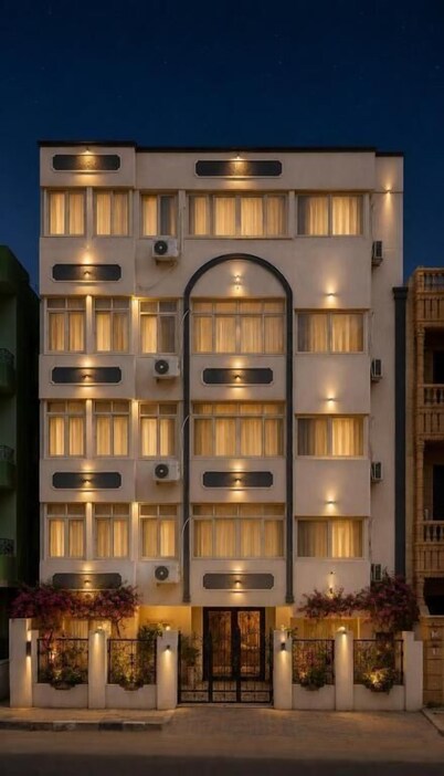 HANA GRANA HOTEL