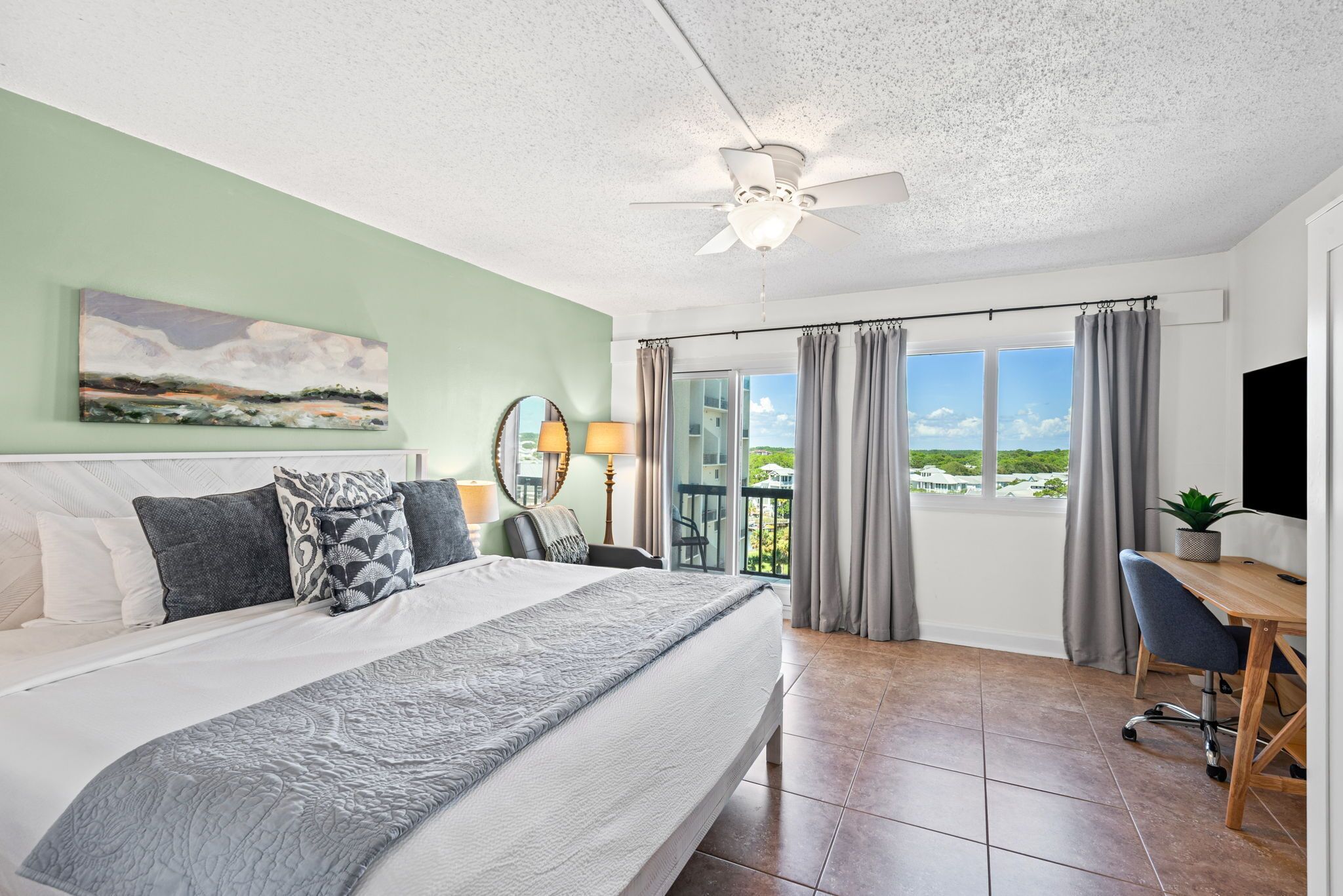 Condo, várias camas, vista para a praia (Pinnacle Port A518 - Seaside Pearl)