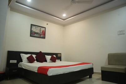 HOTEL SAI KRIPA 