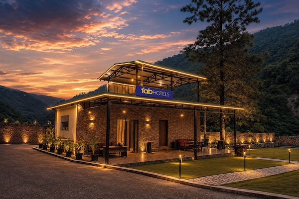 Fabhotel Natures Crown Resort - Uttarakhand