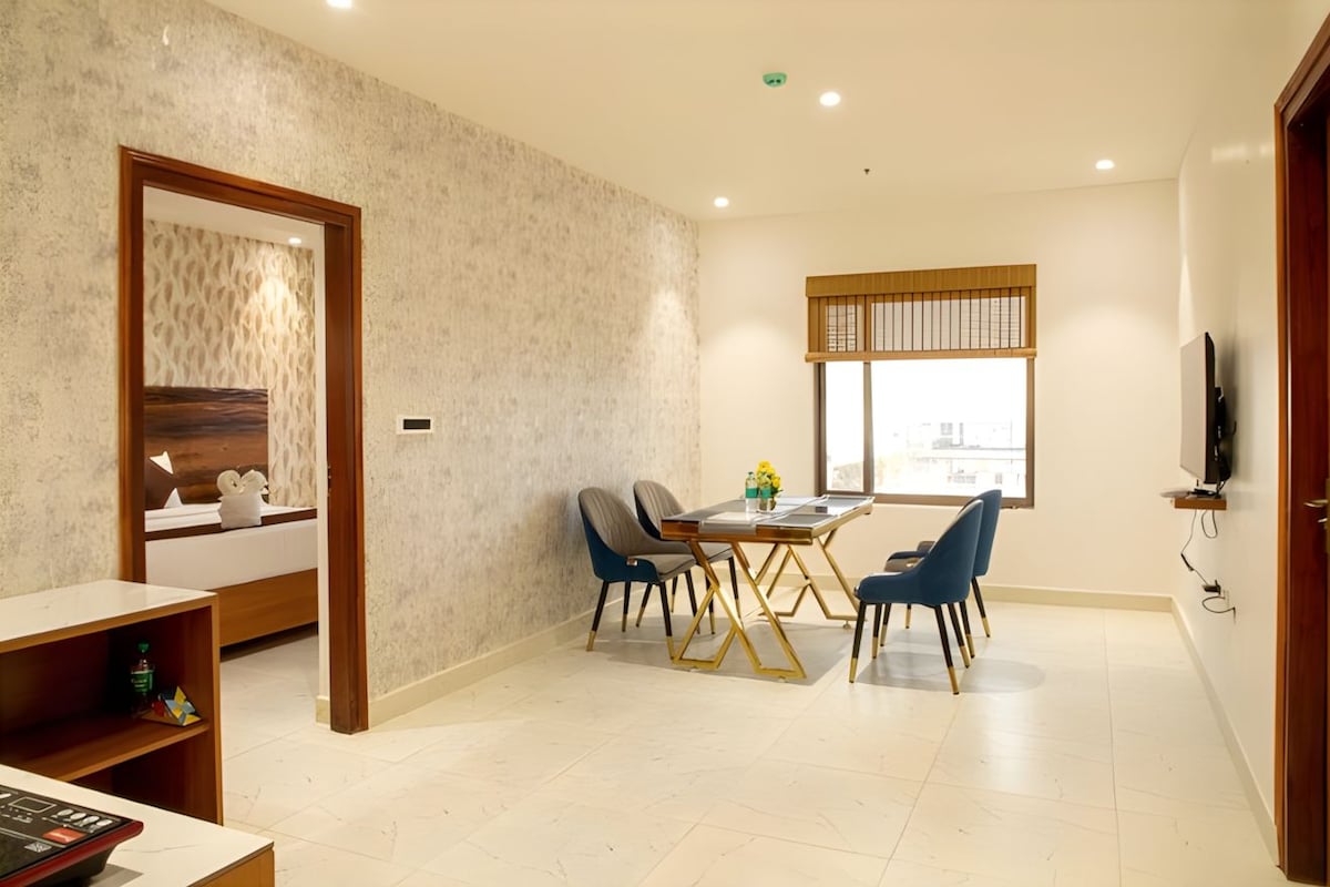 Apartamento Nobre | Secretária 
