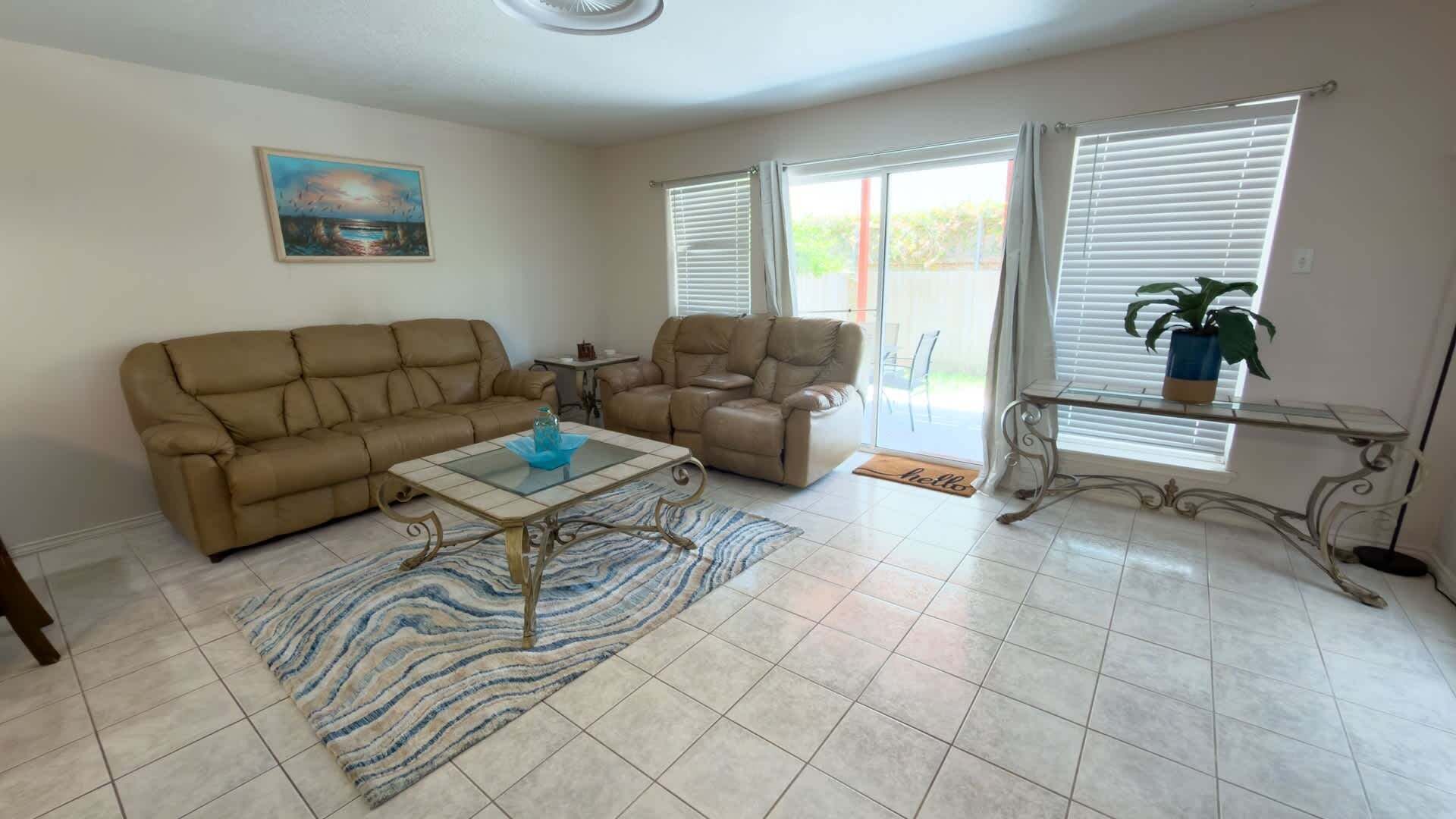 New! 3br Townhome, Steps To Beach, New Remodel Spi - South Padre Island