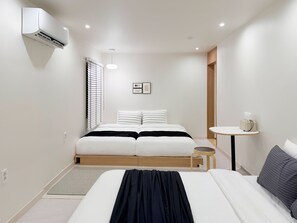 Quarto triplo família