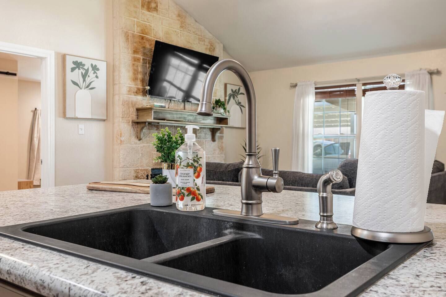 Your Quiet 3br Escape With A Private Yard - Abilene, TX