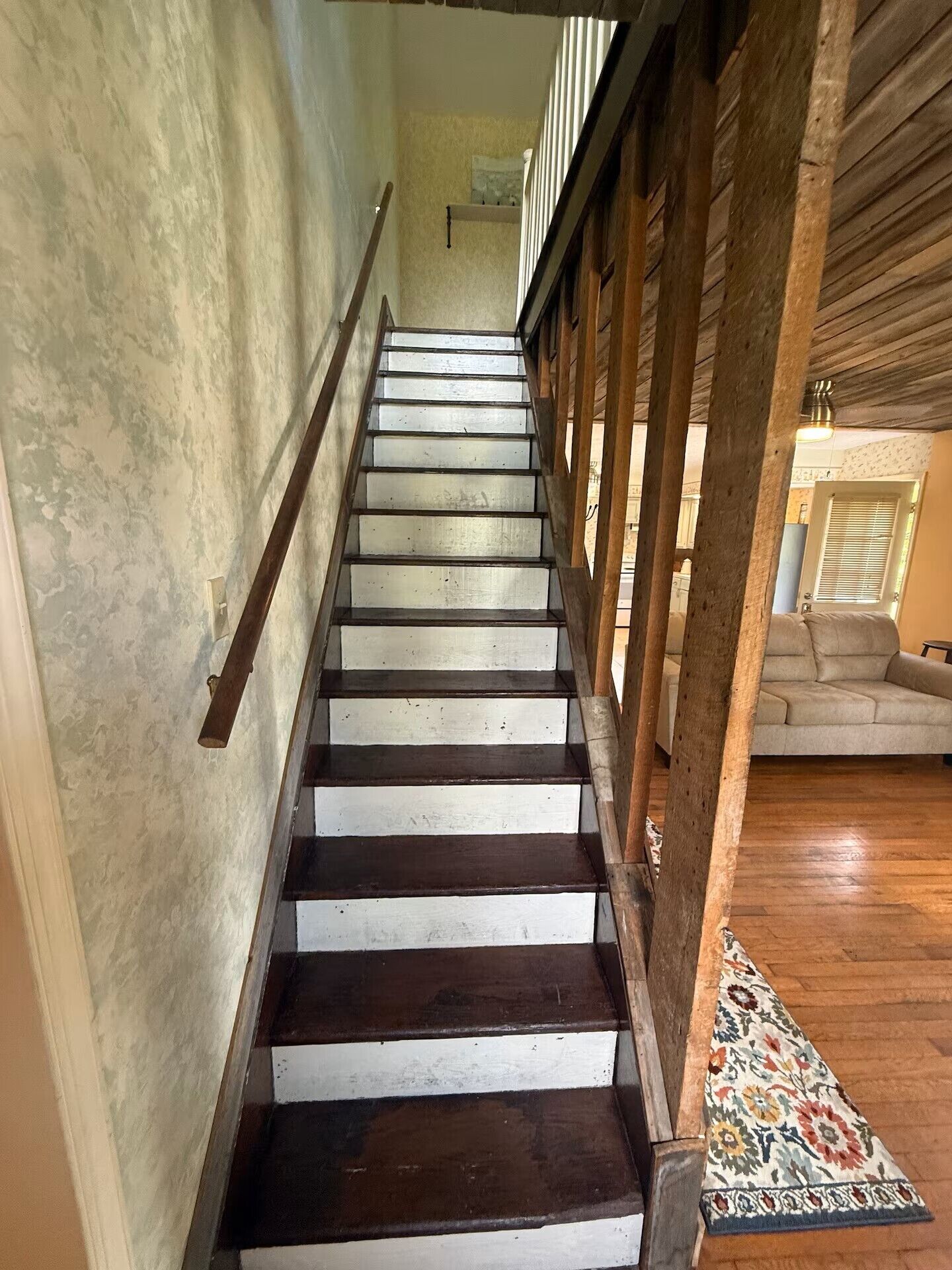 Historic Tyner Trianstation!!! 4-bedroom With Ac In Charming Salt Fork - Cambridge, OH