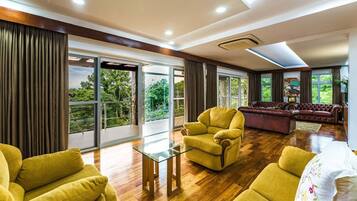 Vila luxo, 4 quartos | Área de estar