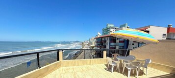 Apartamento básico | Opções para refeição ao ar livre